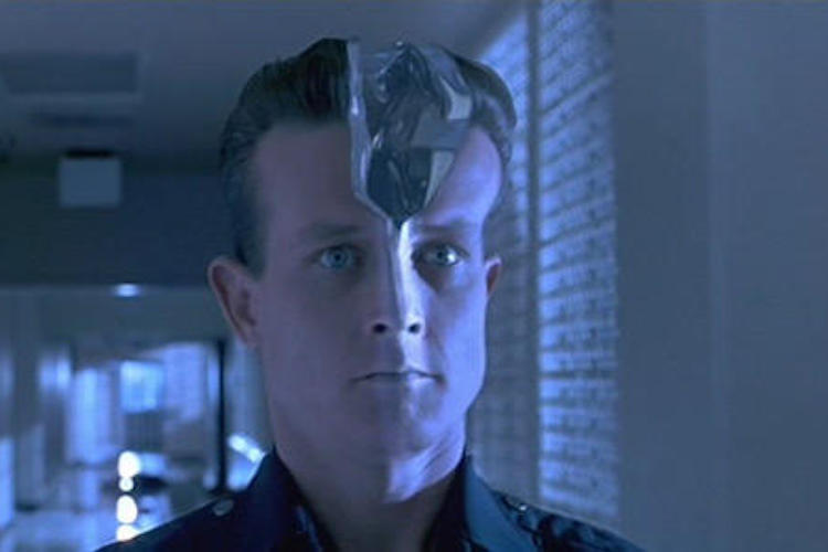 These Massive Movie Bloopers Somehow Went Unnoticed - MoneyPail